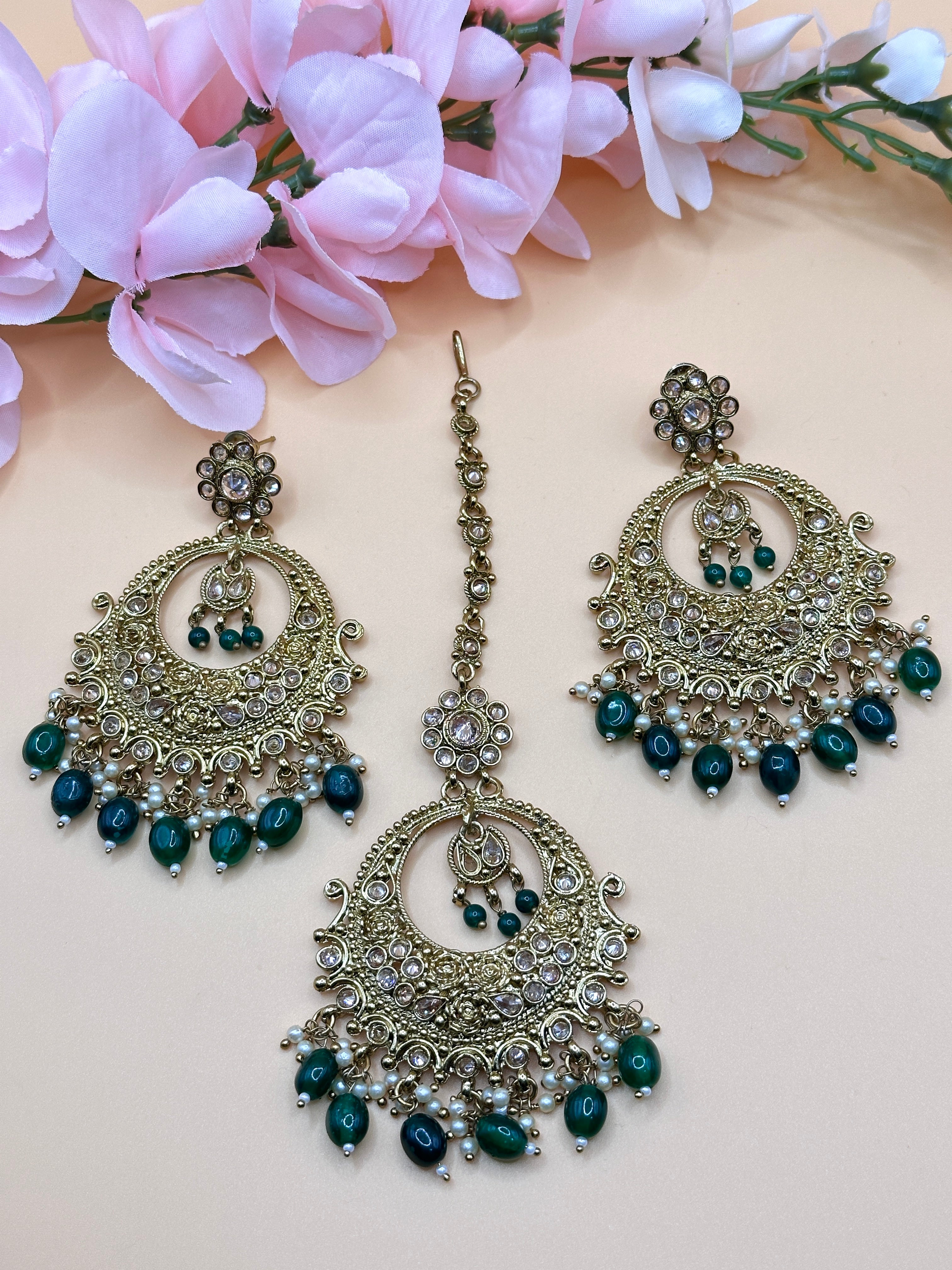 Emerald Green Aarita Indian Tikka set – Affinity Giya